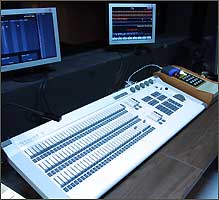 커뮤니케이션센터 - 공연장 시설보기